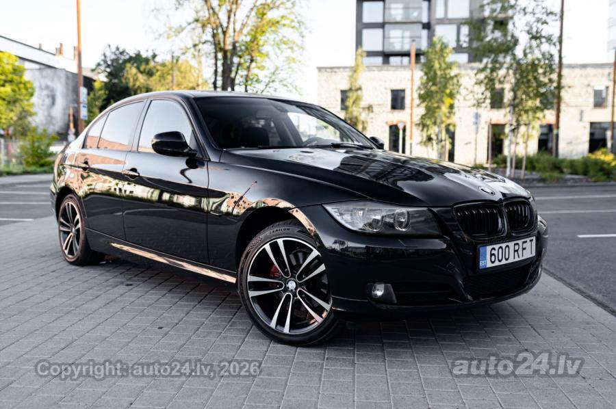 Melns BMW 3 Series 2011 Tallina, ar dzinēja tilpumu 2.00 L un nobraukumu 245 tūkst. km par 5599 €, foto 1 vietnē AUTOMOTO.COM.LV