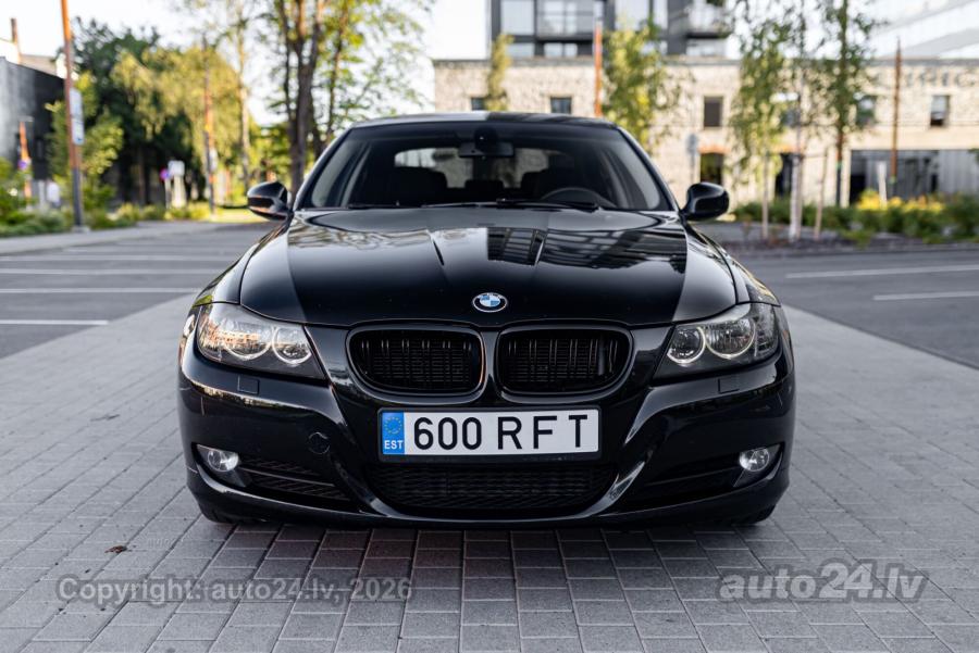 Melns BMW 3 Series 2011 Tallina, ar dzinēja tilpumu 2.00 L un nobraukumu 245 tūkst. km par 5599 €, foto 3 vietnē AUTOMOTO.COM.LV