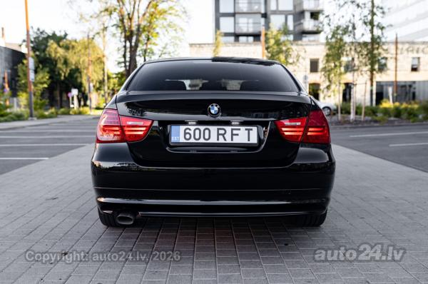 Melns BMW 3 Series 2011 Tallina, ar dzinēja tilpumu 2.00 L un nobraukumu 245 tūkst. km par 5599 €, foto 5 vietnē AUTOMOTO.COM.LV