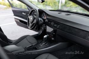 Melns BMW 3 Series 2011 Tallina, ar dzinēja tilpumu 2.00 L un nobraukumu 245 tūkst. km par 5599 €, foto 12 vietnē AUTOMOTO.COM.LV