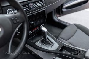 Melns BMW 3 Series 2011 Tallina, ar dzinēja tilpumu 2.00 L un nobraukumu 245 tūkst. km par 5599 €, foto 15 vietnē AUTOMOTO.COM.LV