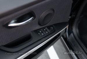 Melns BMW 3 Series 2011 Tallina, ar dzinēja tilpumu 2.00 L un nobraukumu 245 tūkst. km par 5599 €, foto 18 vietnē AUTOMOTO.COM.LV