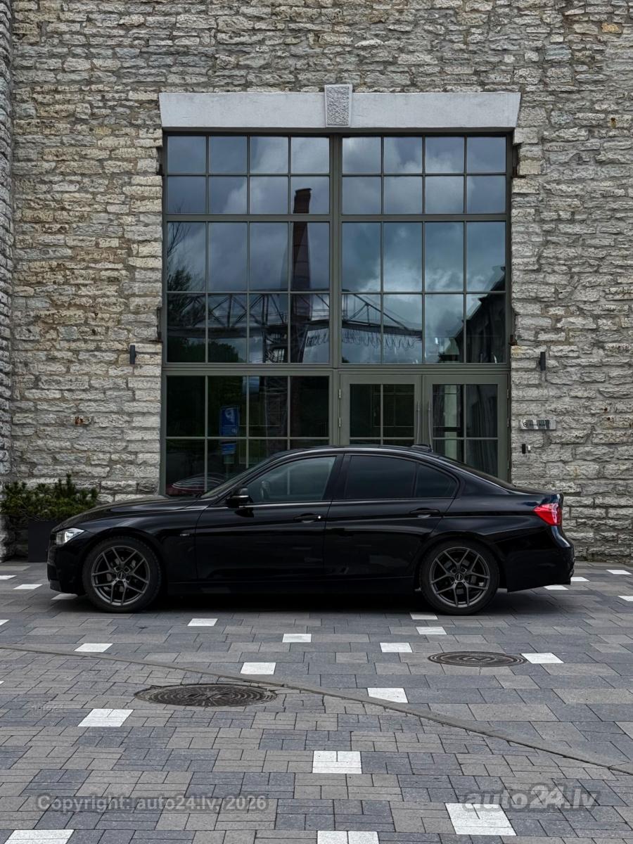 Black BMW 3 Series 2012 in Tallinn, with an engine capacity of 2.00 L and mileage of 365 thousand km for 9500 €, photo 4 on AUTOMOTO.COM.LV