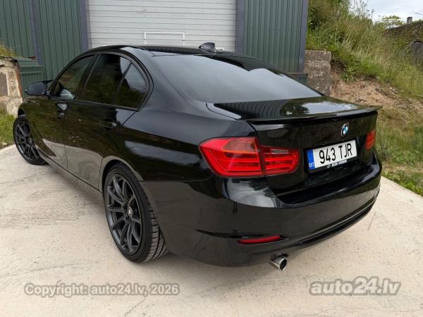 Melns BMW 3 Series 2012 Viljandi, ar dzinēja tilpumu 2.00 L un nobraukumu 340 tūkst. km par 8990 €, foto 2 vietnē AUTOMOTO.COM.LV