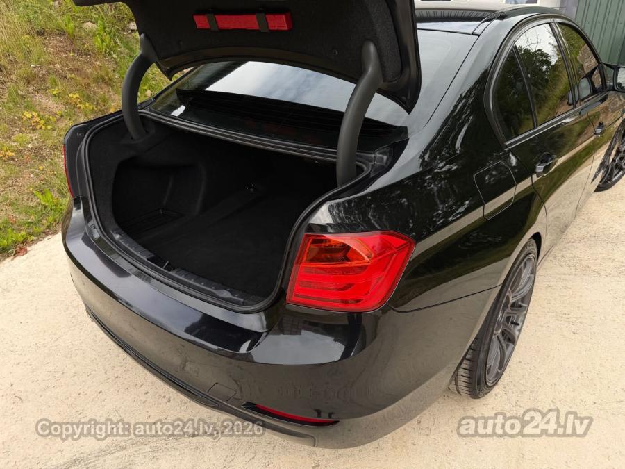 Melns BMW 3 Series 2012 Viljandi, ar dzinēja tilpumu 2.00 L un nobraukumu 340 tūkst. km par 8990 €, foto 27 vietnē AUTOMOTO.COM.LV