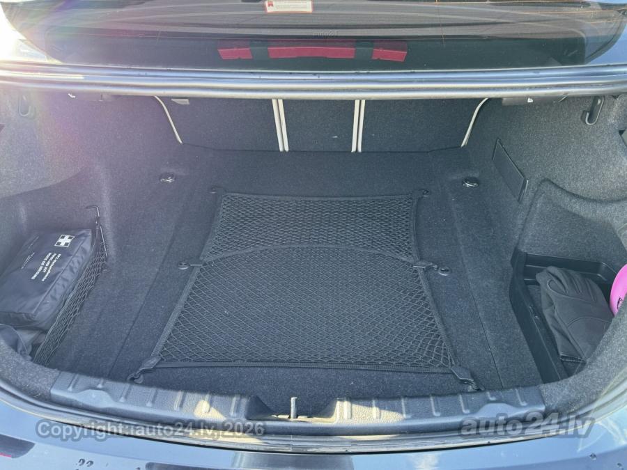 Melns BMW 3 Series 2012 Tallina, ar dzinēja tilpumu 2.00 L un nobraukumu 258 tūkst. km par 11500 €, foto 7 vietnē AUTOMOTO.COM.LV