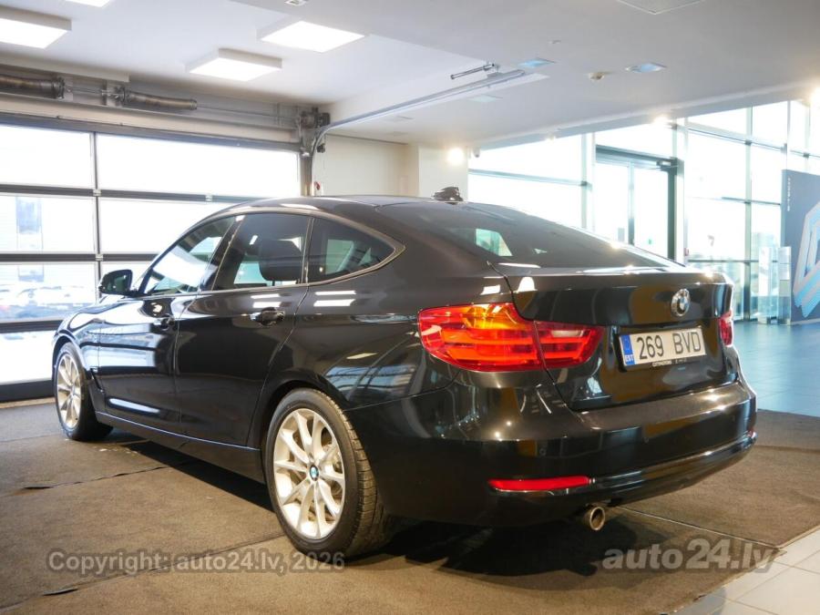 Melns BMW 3 Series 2013 Tallina, ar dzinēja tilpumu 2.00 L un nobraukumu 180 tūkst. km par 11990 €, foto 4 vietnē AUTOMOTO.COM.LV