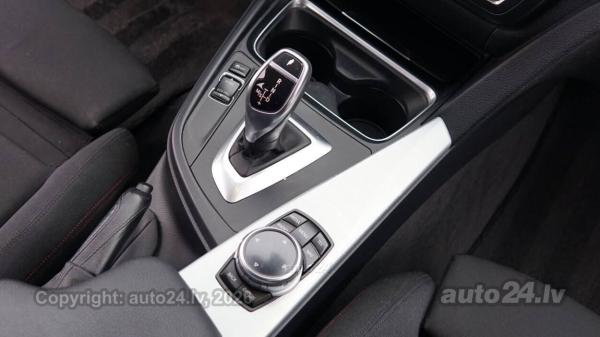 Melns BMW 3 Series 2013 Tallina, ar dzinēja tilpumu 2.00 L un nobraukumu 292 tūkst. km par 8999 €, foto 11 vietnē AUTOMOTO.COM.LV