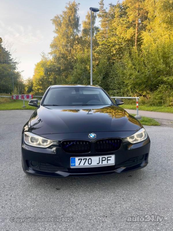BMW 3 Series 2013 in Tallinn on AUTOMOTO.COM.LV Black BMW 3 Series 2013 in Tallinn, with an engine capacity of 2.00 L and mileage of 269 thousand km for 9000 €, photo 3 on AUTOMOTO.COM.LV