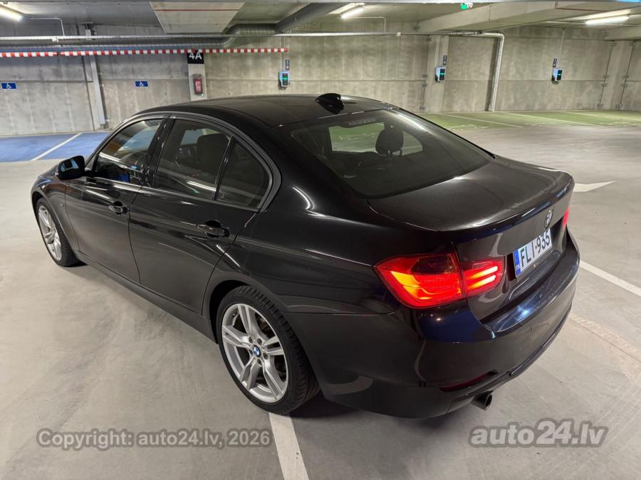 Melns BMW 3 Series 2014 Tallina, ar dzinēja tilpumu 2.00 L un nobraukumu 320 tūkst. km par 7990 €, foto 3 vietnē AUTOMOTO.COM.LV