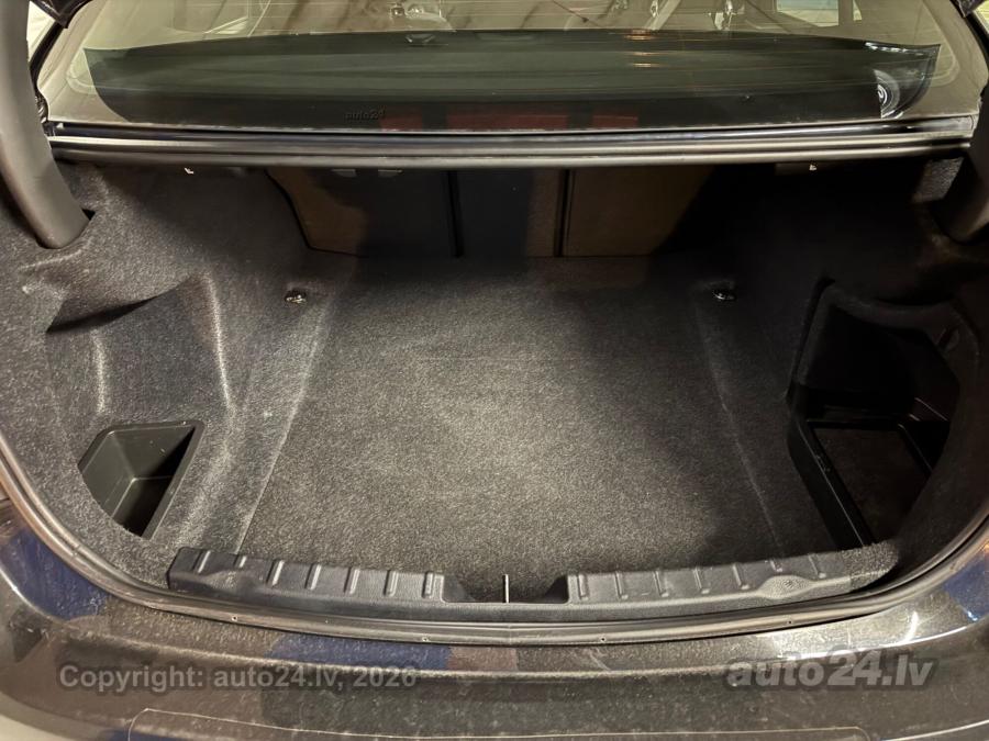 Melns BMW 3 Series 2014 Tallina, ar dzinēja tilpumu 2.00 L un nobraukumu 320 tūkst. km par 7990 €, foto 17 vietnē AUTOMOTO.COM.LV