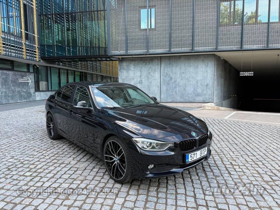 Melns BMW 3 Series 2014 Tartu, ar dzinēja tilpumu 2.00 L un nobraukumu 201 tūkst. km par 11499 €, foto 4 vietnē AUTOMOTO.COM.LV
