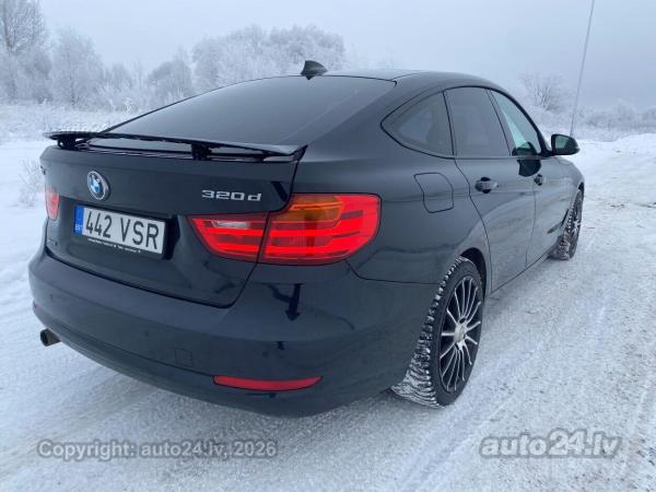 Melns BMW 3 Series 2015 Tallina, ar dzinēja tilpumu 2.00 L un nobraukumu 233 tūkst. km par 12300 €, foto 2 vietnē AUTOMOTO.COM.LV