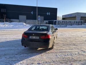 Melns BMW 3 Series 2015 Tallina, ar dzinēja tilpumu 2.00 L un nobraukumu 187 tūkst. km par 16499 €, foto 4 vietnē AUTOMOTO.COM.LV