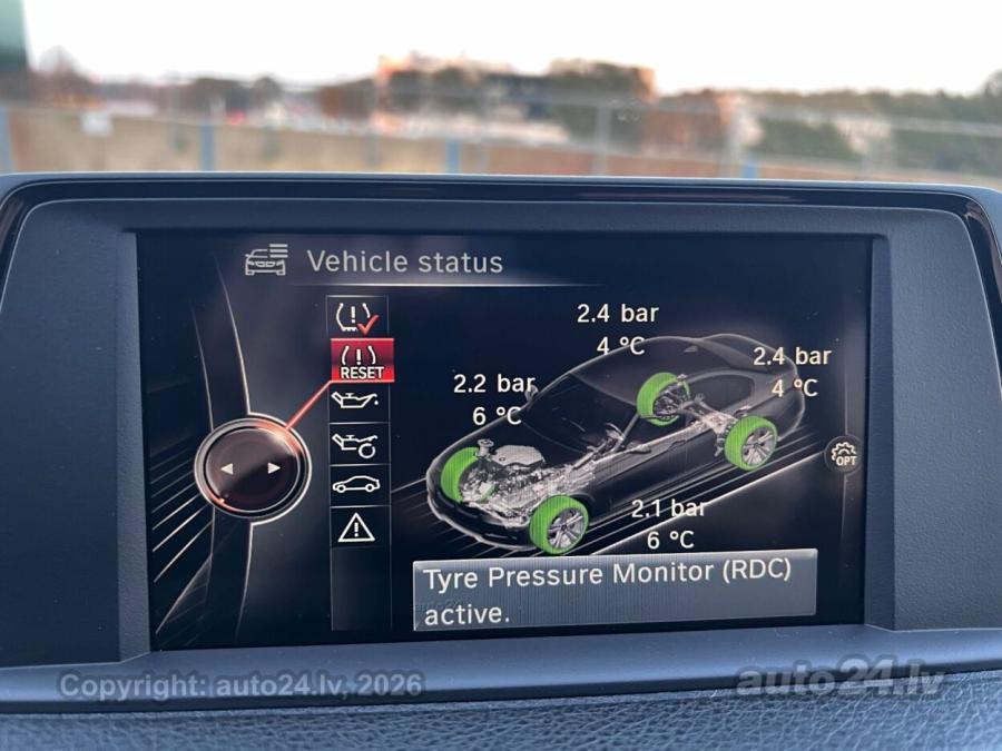 Черный БМВ 3 Серия 2015 в Таллин, объемом двигателя 2.00 л и пробегом 134 тыс. км за 14000 €, фото 19 на AUTOMOTO.COM.LV