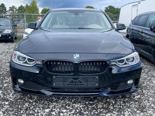 Black BMW 3 Series 2015 in Tallinn, with an engine capacity of 2.00 L and mileage of 253 thousand km for 9999 €, photo 7 on AUTOMOTO.COM.LV