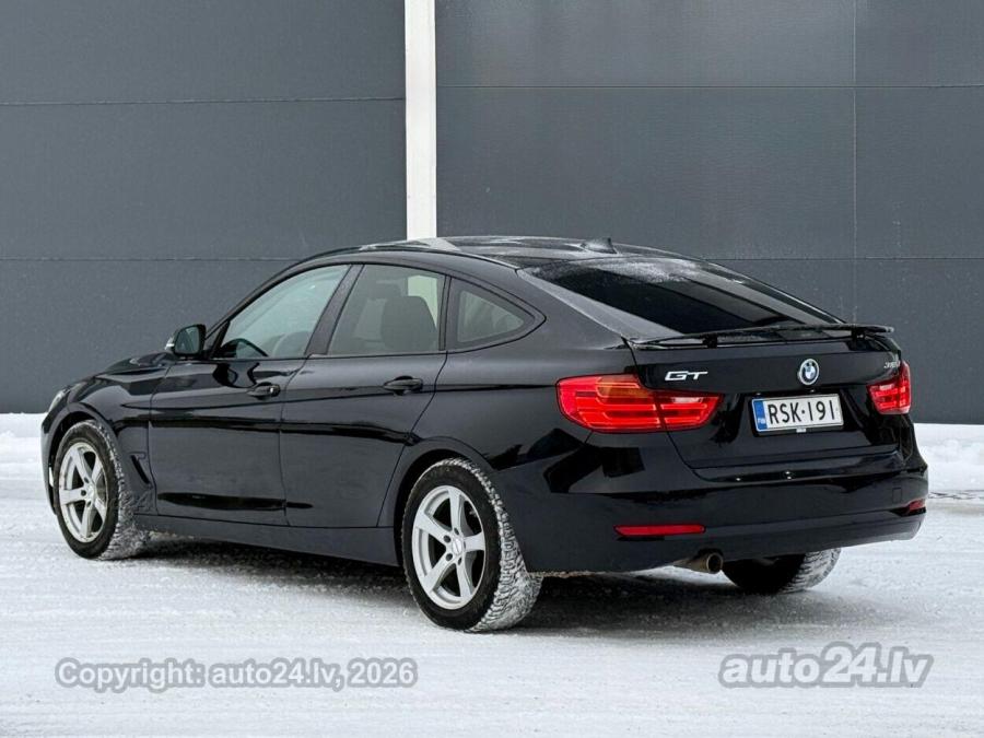 Black BMW 3 Series 2016 in Tallinn, with an engine capacity of 2.00 L and mileage of 275 thousand km for 8890 €, photo 4 on AUTOMOTO.COM.LV