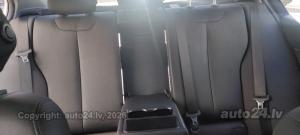 Black BMW 3 Series 2016 in Tallinn, with an engine capacity of 2.00 L and mileage of 210 thousand km for 17500 €, photo 9 on AUTOMOTO.COM.LV