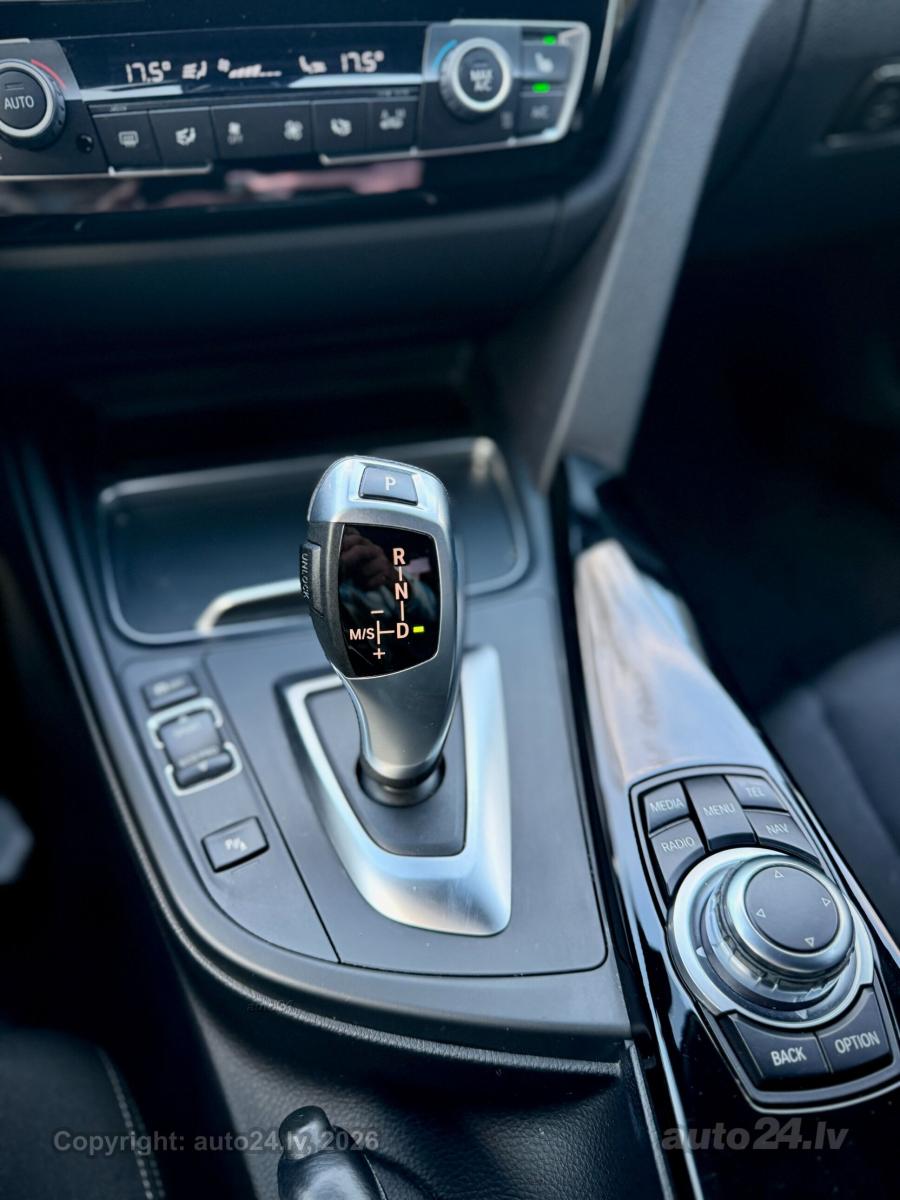 Melns BMW 3 Series 2016 Tallina, ar dzinēja tilpumu 2.00 L un nobraukumu 195 tūkst. km par 9900 €, foto 16 vietnē AUTOMOTO.COM.LV