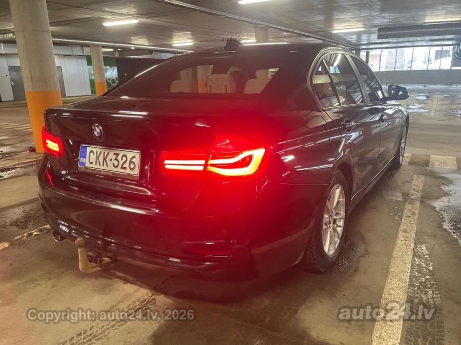 Melns BMW 3 Series 2017 Tallina, ar dzinēja tilpumu 2.00 L un nobraukumu 320 tūkst. km par 9000 €, foto 5 vietnē AUTOMOTO.COM.LV