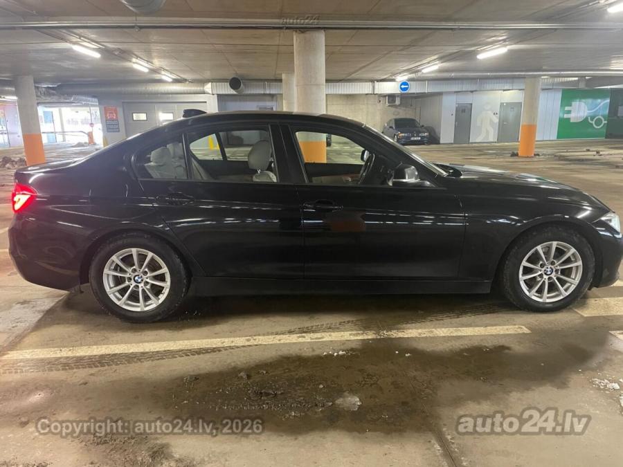 Melns BMW 3 Series 2017 Tallina, ar dzinēja tilpumu 2.00 L un nobraukumu 320 tūkst. km par 9000 €, foto 7 vietnē AUTOMOTO.COM.LV