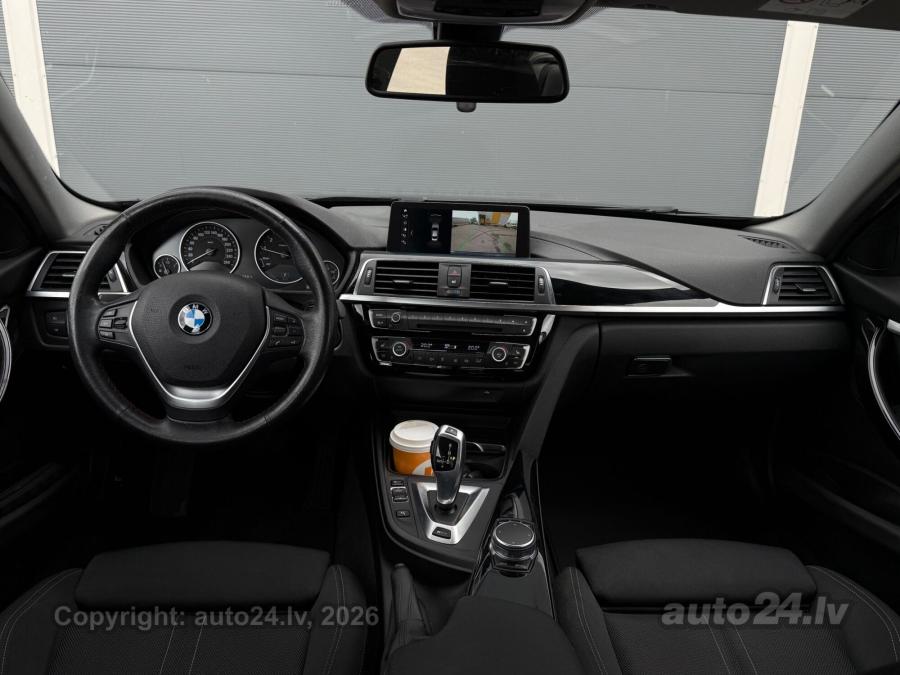 Melns BMW 3 Series 2017 Tallina, ar dzinēja tilpumu 2.00 L un nobraukumu 98 tūkst. km par 14990 €, foto 9 vietnē AUTOMOTO.COM.LV