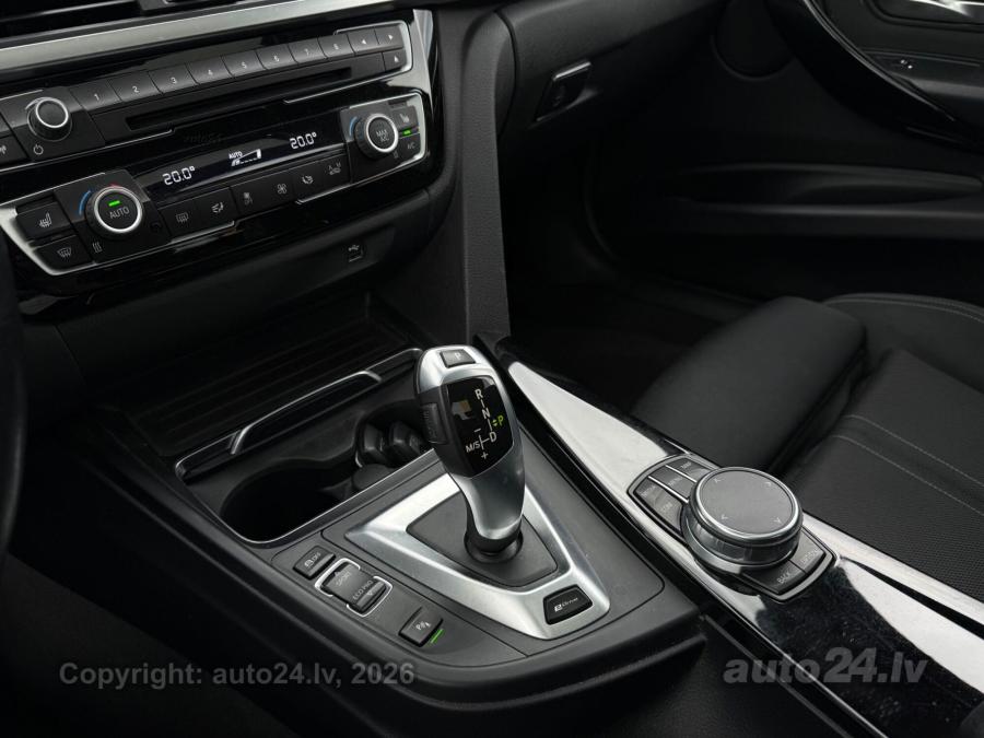 Melns BMW 3 Series 2017 Tallina, ar dzinēja tilpumu 2.00 L un nobraukumu 98 tūkst. km par 14990 €, foto 14 vietnē AUTOMOTO.COM.LV