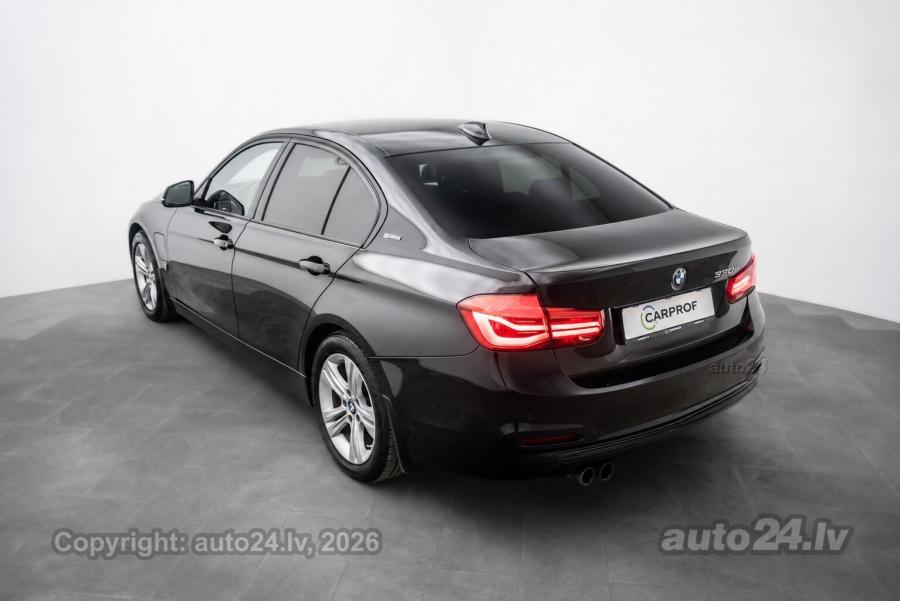 Melns BMW 3 Series 2017 Tallina, ar dzinēja tilpumu 2.00 L un nobraukumu 174 tūkst. km par 13999 €, foto 7 vietnē AUTOMOTO.COM.LV