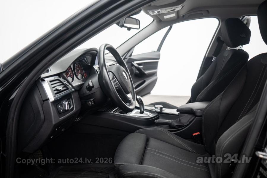 Melns BMW 3 Series 2017 Tallina, ar dzinēja tilpumu 2.00 L un nobraukumu 174 tūkst. km par 13999 €, foto 8 vietnē AUTOMOTO.COM.LV