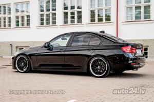 Black BMW 3 Series 2017 in Tallinn, with an engine capacity of 2.00 L and mileage of 168 thousand km for 16500 €, photo 12 on AUTOMOTO.COM.LV