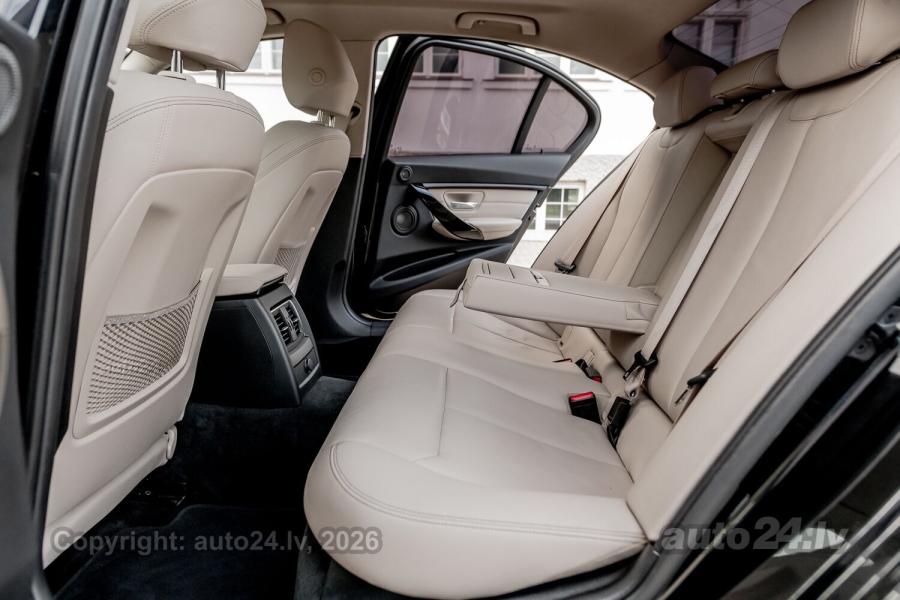 Black BMW 3 Series 2017 in Tallinn, with an engine capacity of 2.00 L and mileage of 168 thousand km for 16500 €, photo 29 on AUTOMOTO.COM.LV