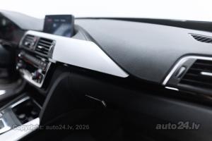 Black BMW 3 Series 2019 in Tallinn, with an engine capacity of 2.00 L and mileage of 95 thousand km for 24900 €, photo 16 on AUTOMOTO.COM.LV