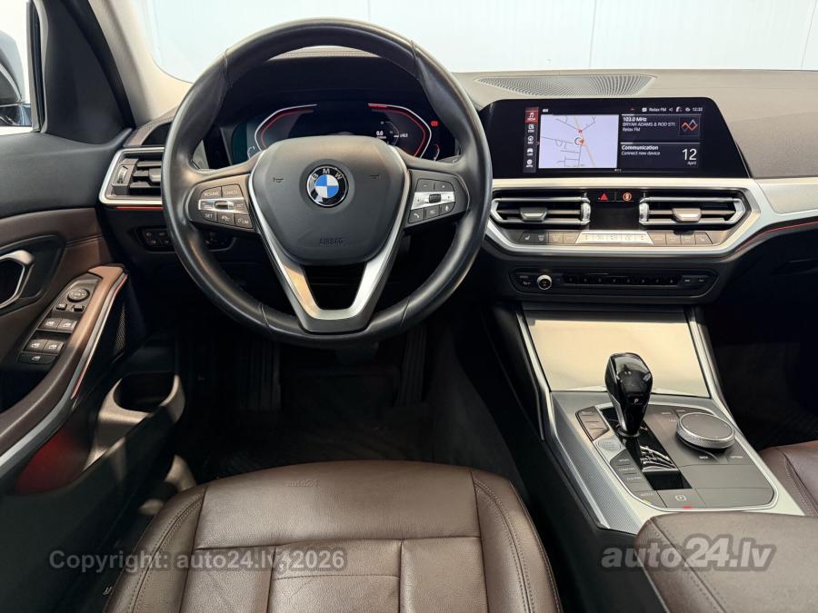 Black BMW 3 Series 2019 in Tartu, with an engine capacity of 2.00 L and mileage of 98 thousand km for 27990 €, photo 9 on AUTOMOTO.COM.LV