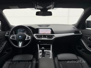 Black BMW 3 Series 2019 in Tallinn, with an engine capacity of 2.00 L and mileage of 41 thousand km for 27900 €, photo 10 on AUTOMOTO.COM.LV