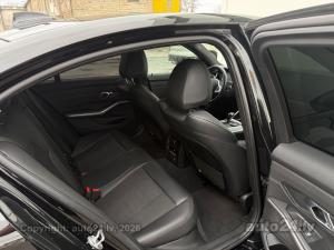 Black BMW 3 Series 2019 in Tallinn, with an engine capacity of 2.00 L and mileage of 41 thousand km for 27900 €, photo 13 on AUTOMOTO.COM.LV