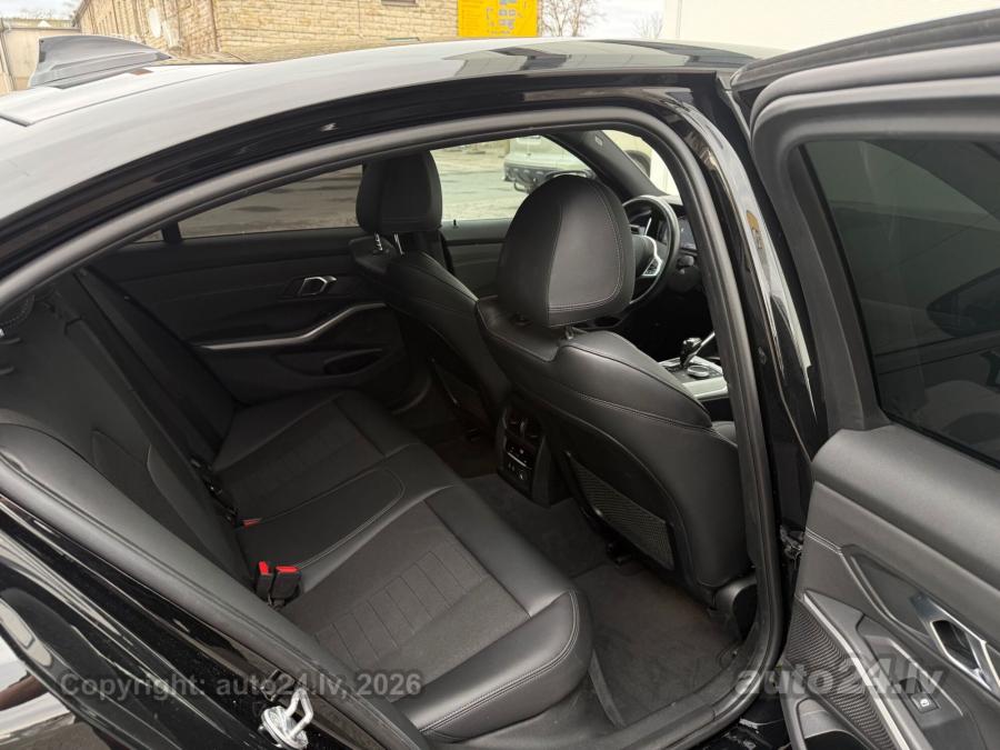 Black BMW 3 Series 2019 in Tallinn, with an engine capacity of 2.00 L and mileage of 41 thousand km for 27900 €, photo 13 on AUTOMOTO.COM.LV