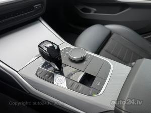 Black BMW 3 Series 2019 in Tallinn, with an engine capacity of 2.00 L and mileage of 41 thousand km for 27900 €, photo 15 on AUTOMOTO.COM.LV