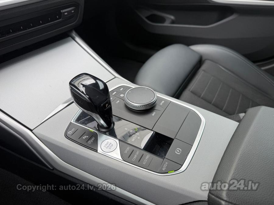 Black BMW 3 Series 2019 in Tallinn, with an engine capacity of 2.00 L and mileage of 41 thousand km for 27900 €, photo 15 on AUTOMOTO.COM.LV