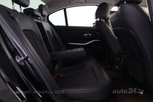 Black BMW 3 Series 2019 in Tallinn, with an engine capacity of 2.00 L and mileage of 55 thousand km for 27900 €, photo 11 on AUTOMOTO.COM.LV