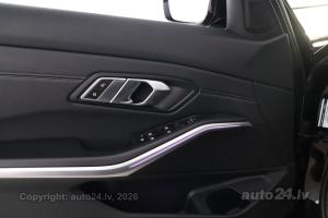 Black BMW 3 Series 2019 in Tallinn, with an engine capacity of 2.00 L and mileage of 55 thousand km for 27900 €, photo 16 on AUTOMOTO.COM.LV