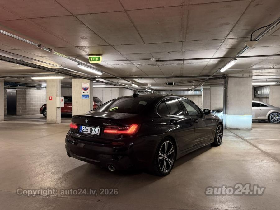 Melns BMW 3 Series 2019 Tallina, ar dzinēja tilpumu 2.00 L un nobraukumu 90 tūkst. km par 26490 €, foto 8 vietnē AUTOMOTO.COM.LV