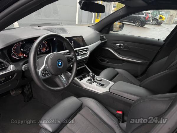 Melns BMW 3 Series 2020 Tallina, ar dzinēja tilpumu 2.00 L un nobraukumu 39 tūkst. km par 25990 €, foto 8 vietnē AUTOMOTO.COM.LV