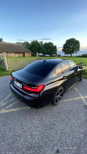 Melns BMW 3 Series 2020 Tallina, ar dzinēja tilpumu 2.00 L un nobraukumu 82 tūkst. km par 30999 €, foto 11 vietnē AUTOMOTO.COM.LV
