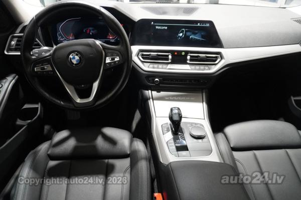 Melns BMW 3 Series 2021 Tallina, ar dzinēja tilpumu 2.00 L un nobraukumu 68 tūkst. km par 24500 €, foto 10 vietnē AUTOMOTO.COM.LV