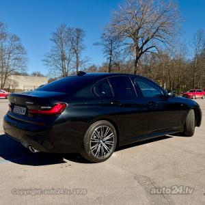 Black BMW 3 Series 2021 in Tallinn, with an engine capacity of 2.00 L and mileage of 44 thousand km for 36900 €, photo 8 on AUTOMOTO.COM.LV