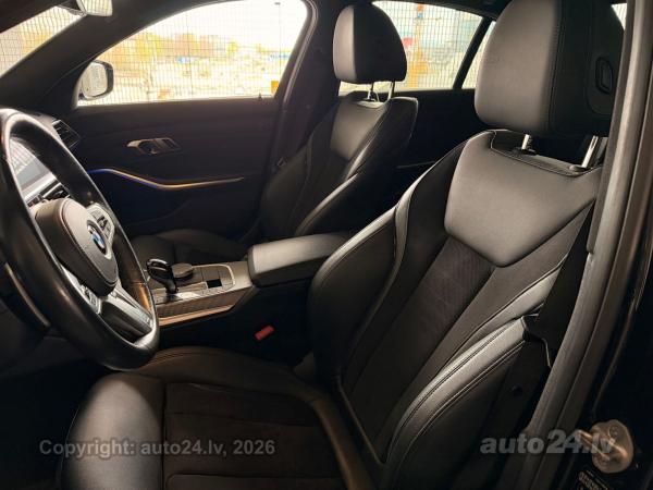 Melns BMW 3 Series 2021 Tallina, ar dzinēja tilpumu 2.00 L un nobraukumu 69 tūkst. km par 34000 €, foto 8 vietnē AUTOMOTO.COM.LV