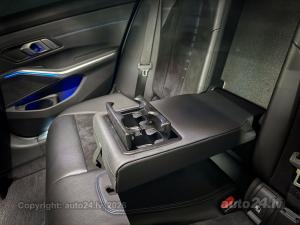 Melns BMW 3 Series 2021 Tallina, ar dzinēja tilpumu 2.00 L un nobraukumu 96 tūkst. km par 33999 €, foto 9 vietnē AUTOMOTO.COM.LV