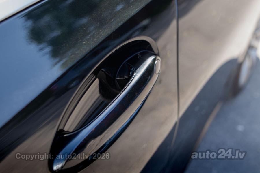 Melns BMW 3 Series 2021 Tallina, ar dzinēja tilpumu 2.00 L un nobraukumu 117 tūkst. km par 31900 €, foto 7 vietnē AUTOMOTO.COM.LV