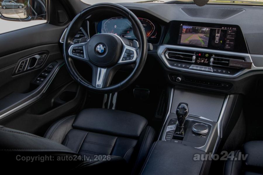 Melns BMW 3 Series 2021 Tallina, ar dzinēja tilpumu 2.00 L un nobraukumu 117 tūkst. km par 31900 €, foto 13 vietnē AUTOMOTO.COM.LV