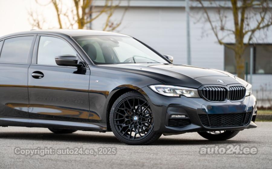 Melns BMW 3 Series 2022 Tallina, ar dzinēja tilpumu 2.00 L un nobraukumu 103 tūkst. km par 36999 €, foto 2 vietnē AUTOMOTO.COM.LV